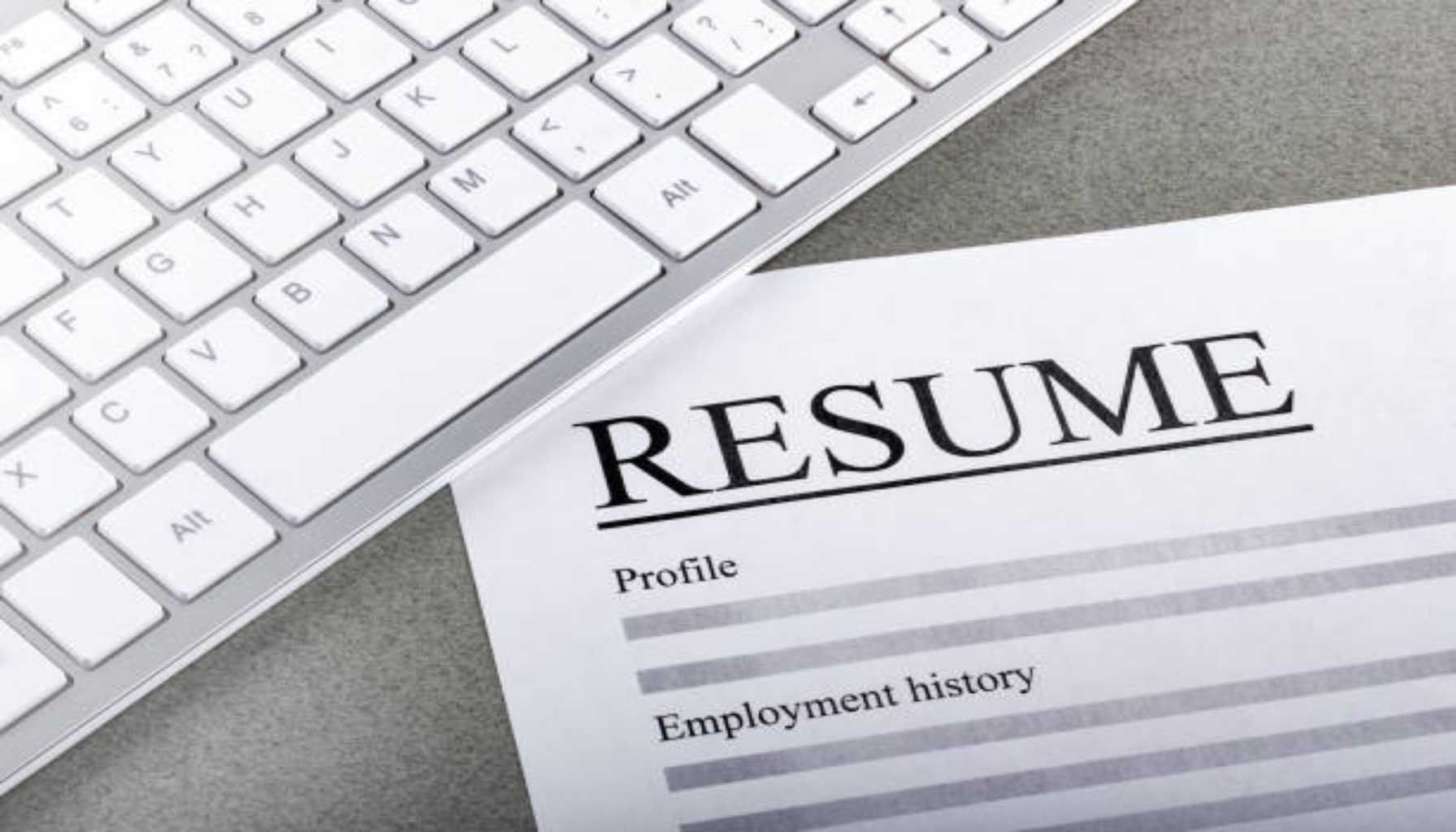 Adobe Resume Builder: Comprehensive Review | HireQuotient