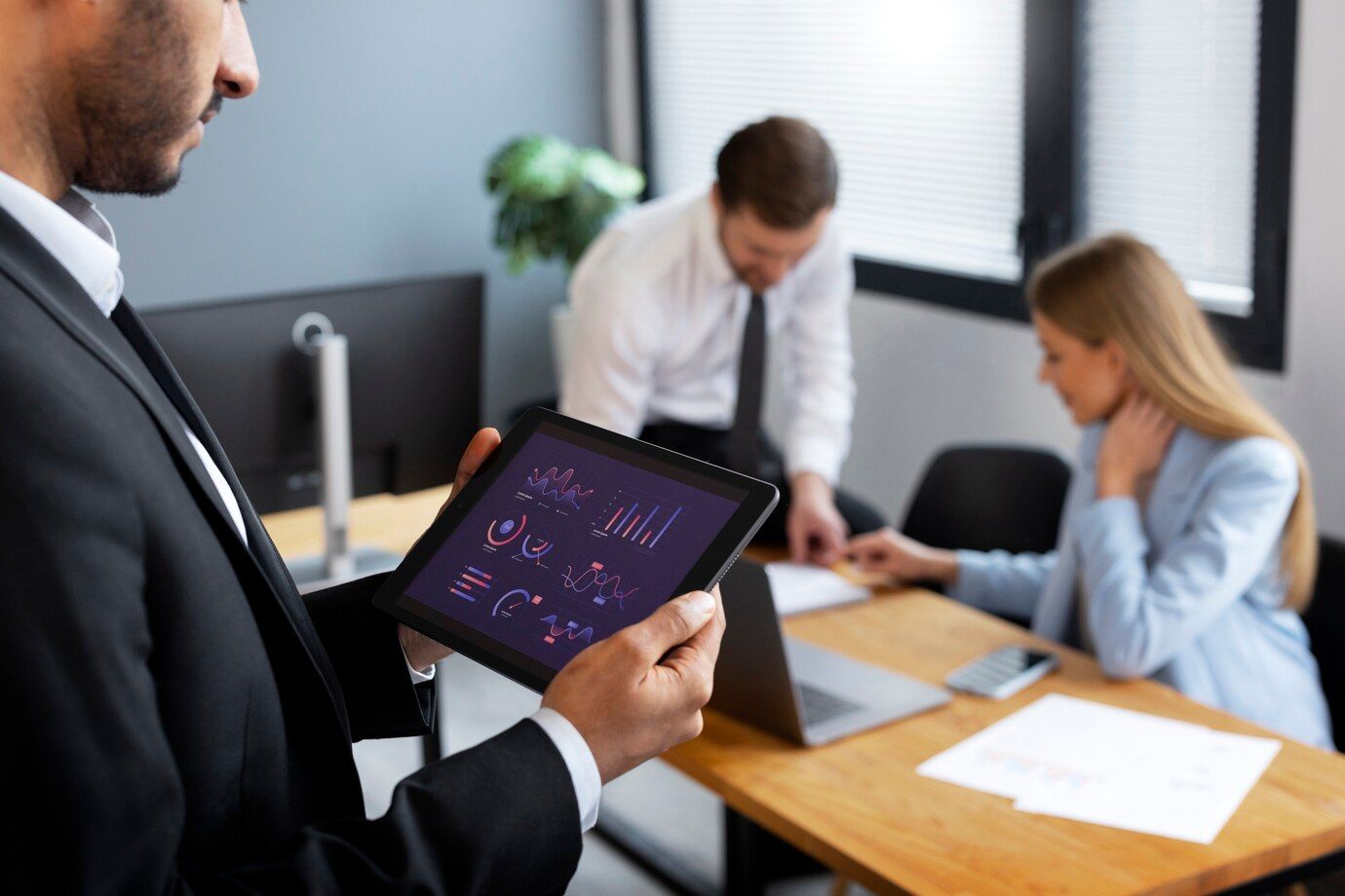 How to Use Recruitment Automation Software to Scale Hiring | HireQuotient