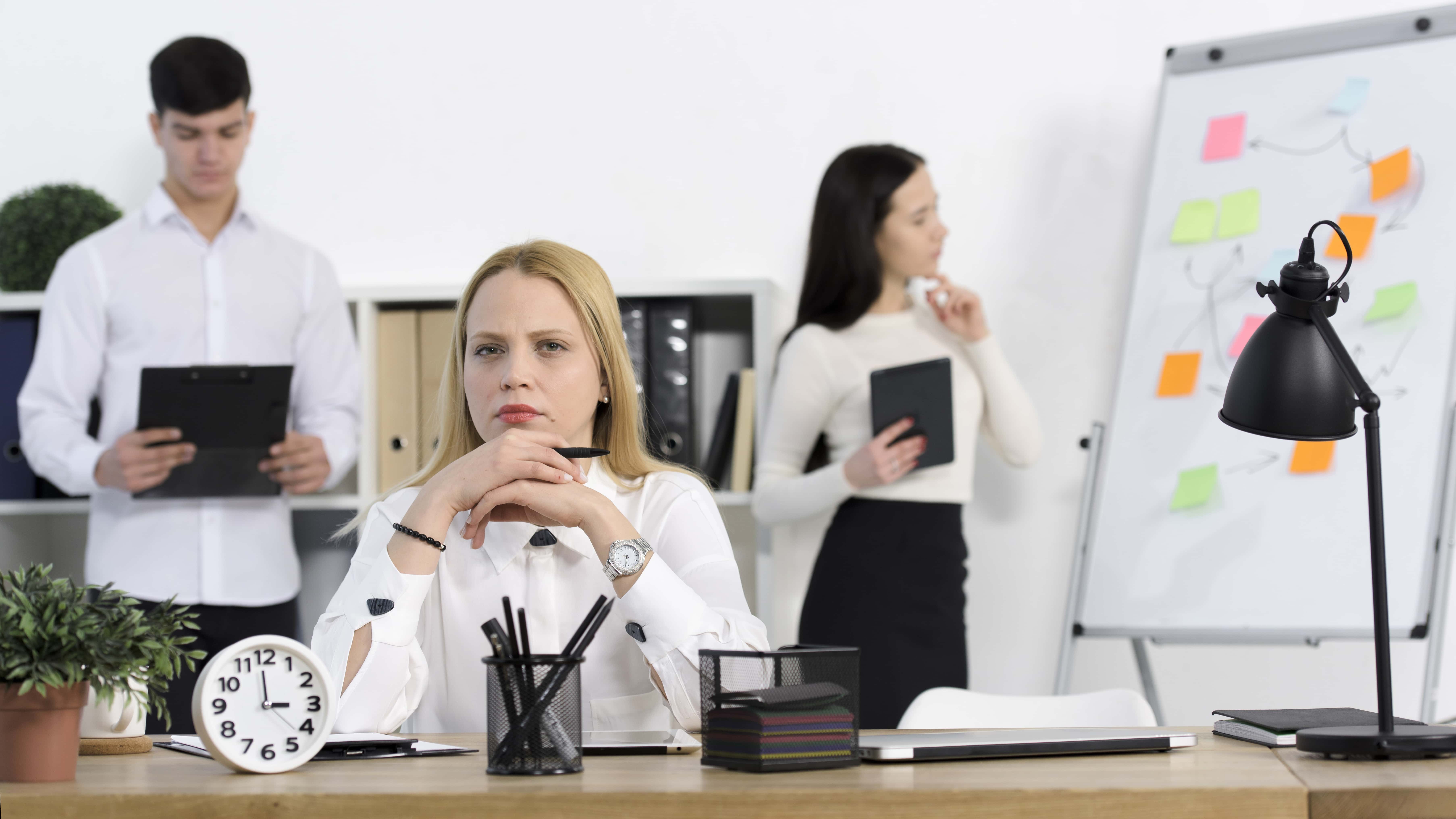 What is a Non-Exempt Employee? | HireQuotient