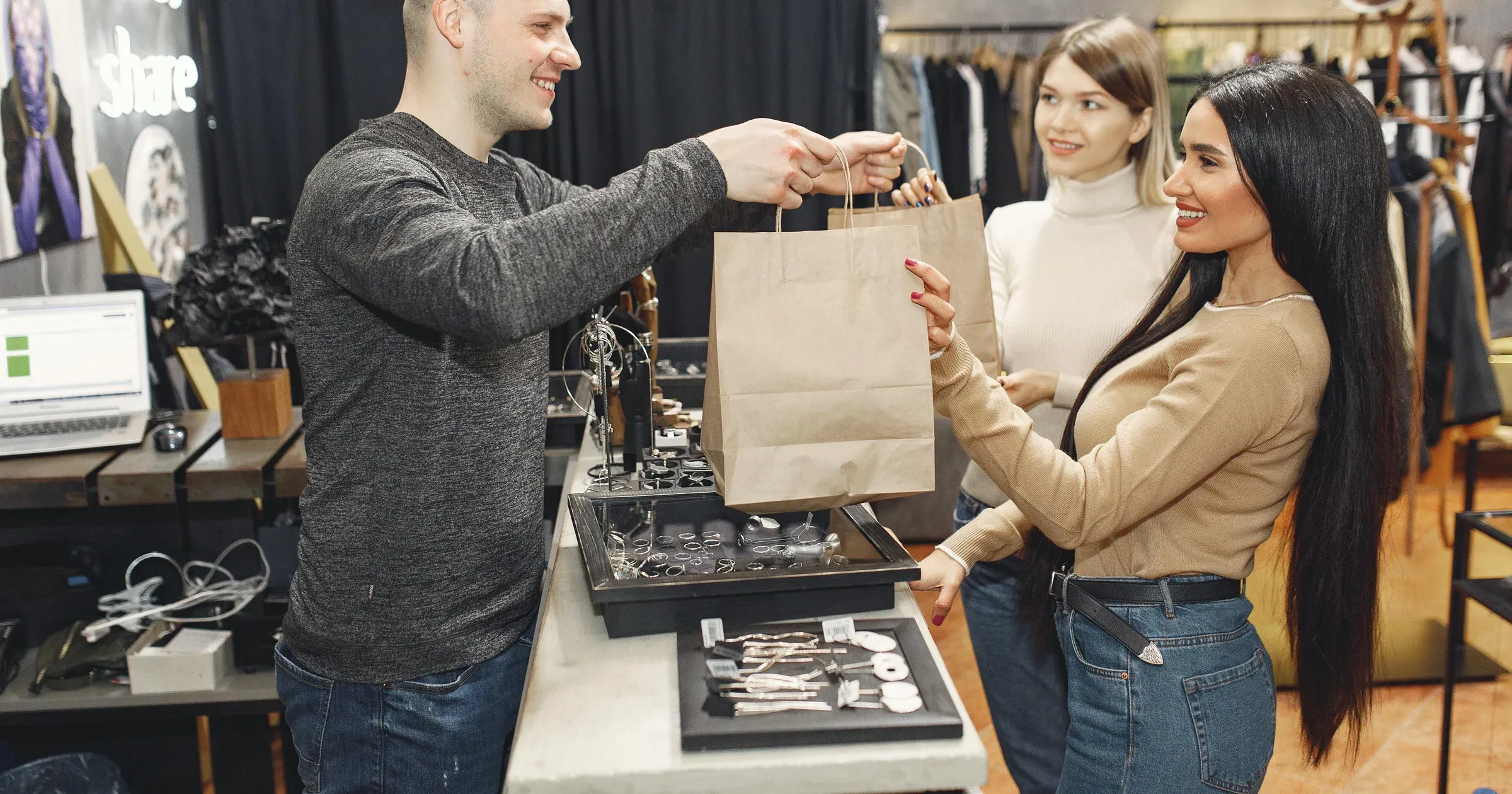 Sales Assistant Job Description | HireQuotient