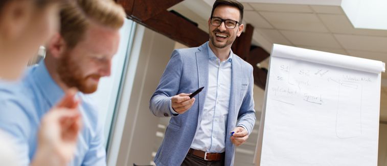 A Guide To Screening And Interviewing Sales Candidates | HireQuotient